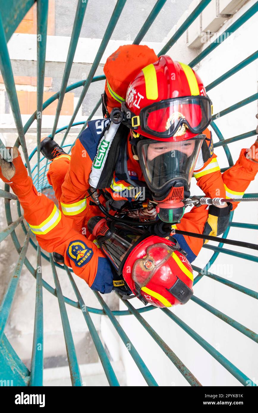 Well drill training hi-res stock photography and images - Alamy