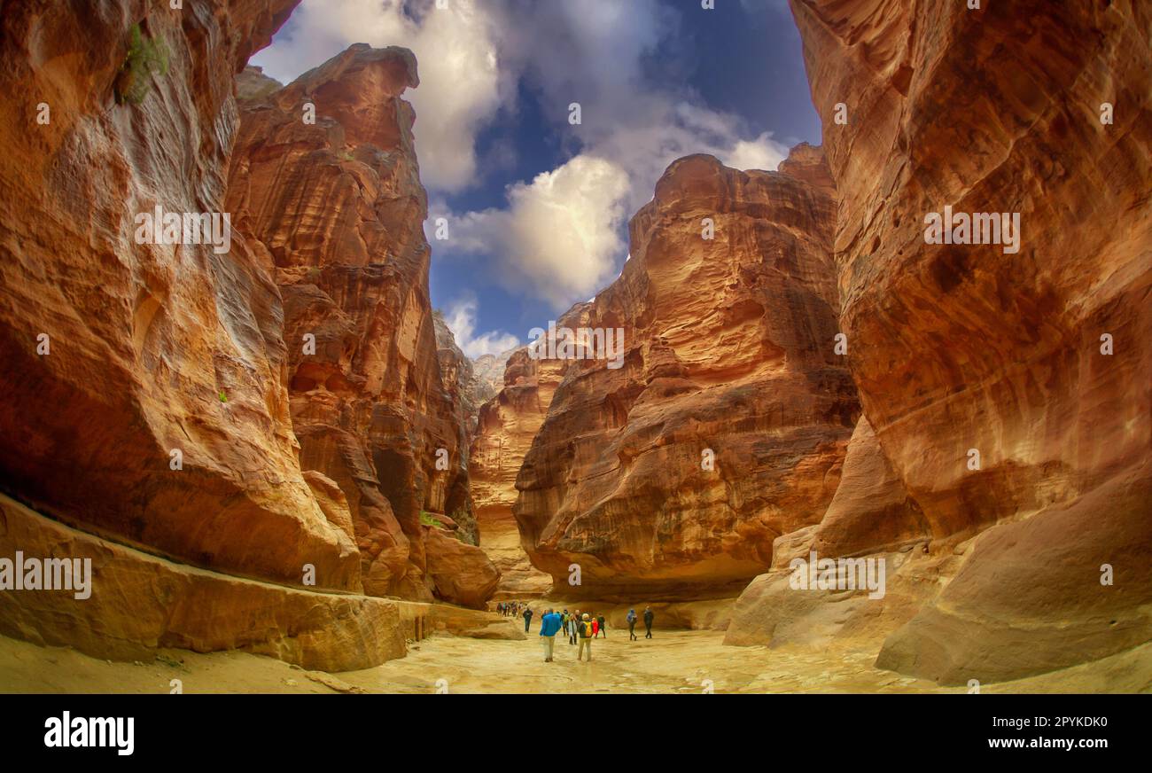 Petra JORDAN impressive architecture and historical significance, as ...