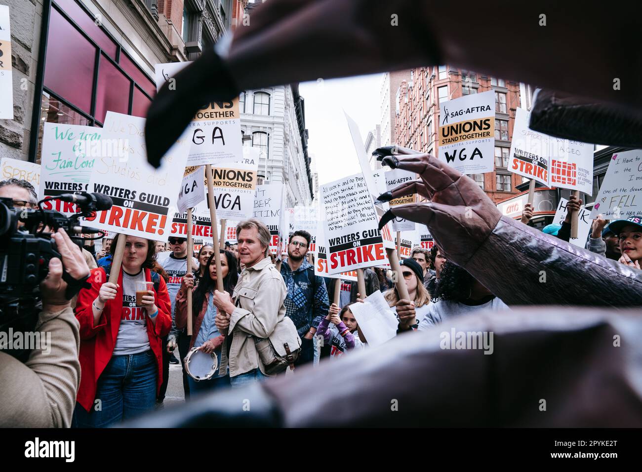 Rat new york city labor hi-res stock photography and images - Alamy