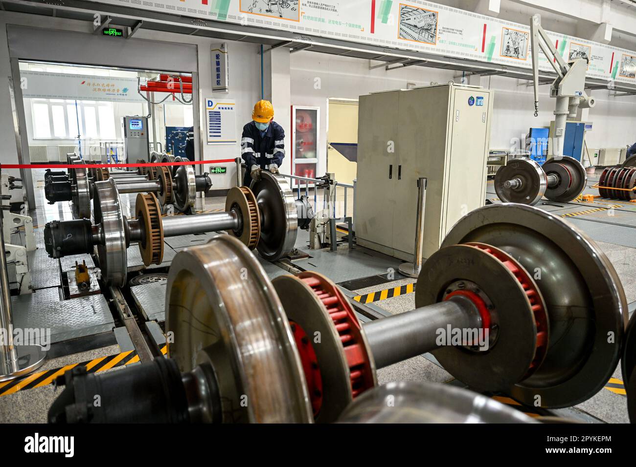 Bus maintenance workshop hi-res stock photography and images - Alamy