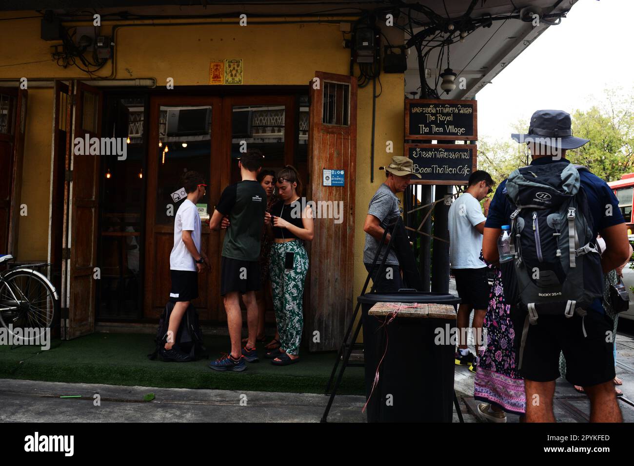 Baan restaurant hi-res stock photography and images - Alamy