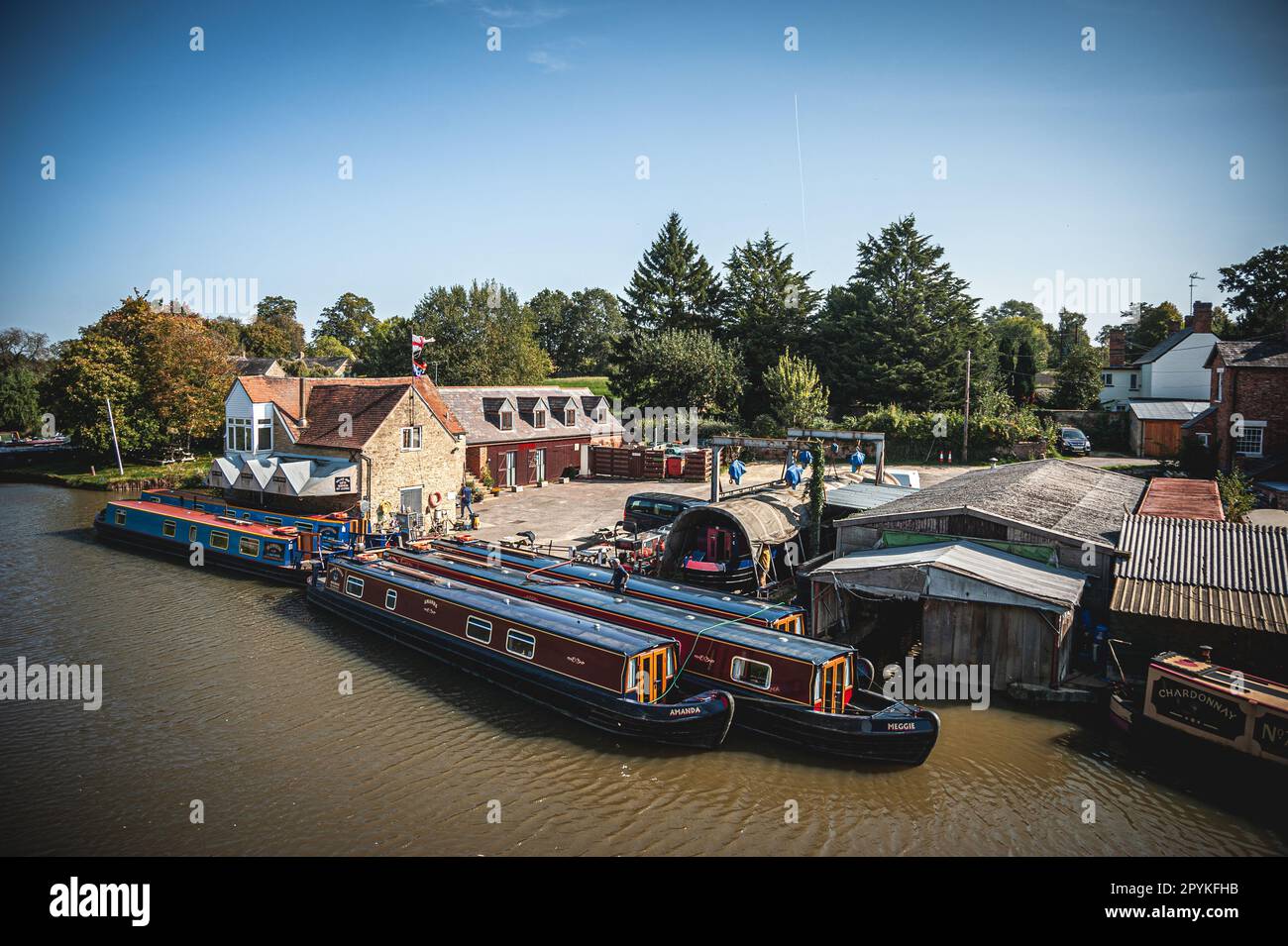 Heyford hi-res stock photography and images - Alamy