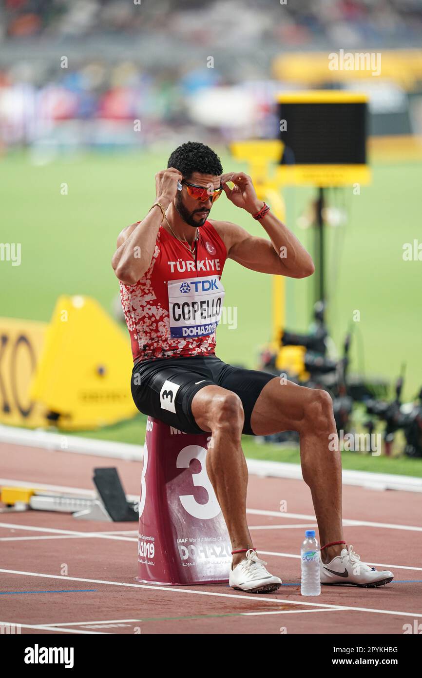 Yasmani Copello running the 400m hurdles at the 2019 World Athletics ...