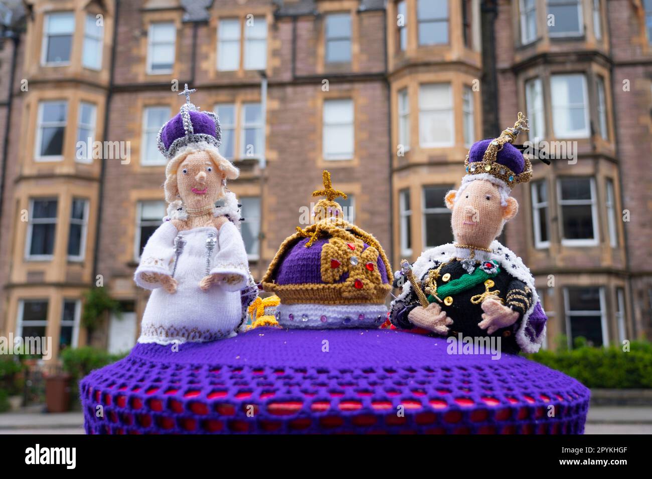 Edinburgh, Scotland, UK. 3 May 2023. A crocheted post box Coronation ...