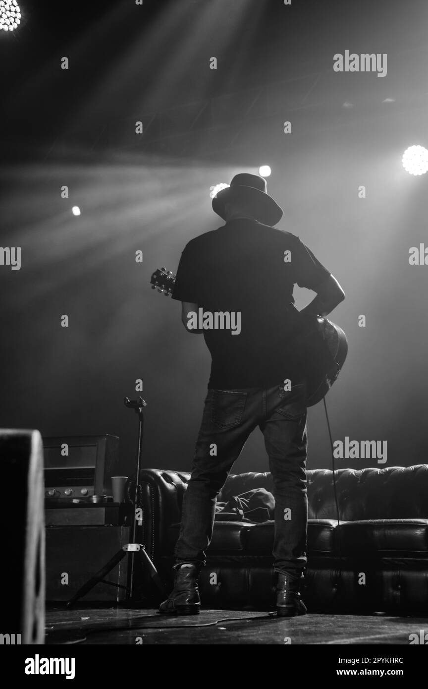 Libertines 2023 live Black and White Stock Photos & Images - Alamy