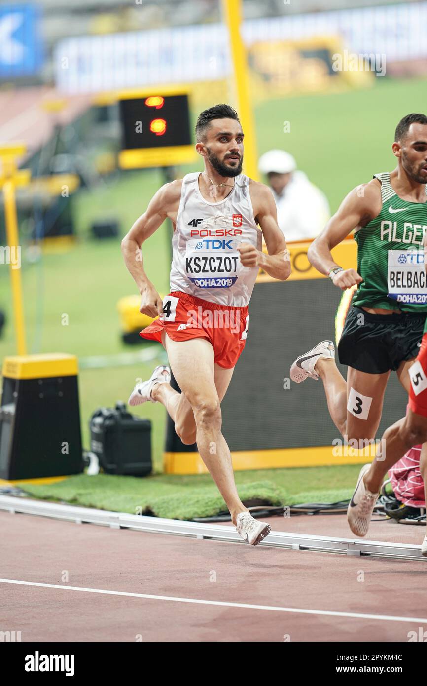 Adam Kszczot running the 800m at the 2019 World Athletics Championships ...