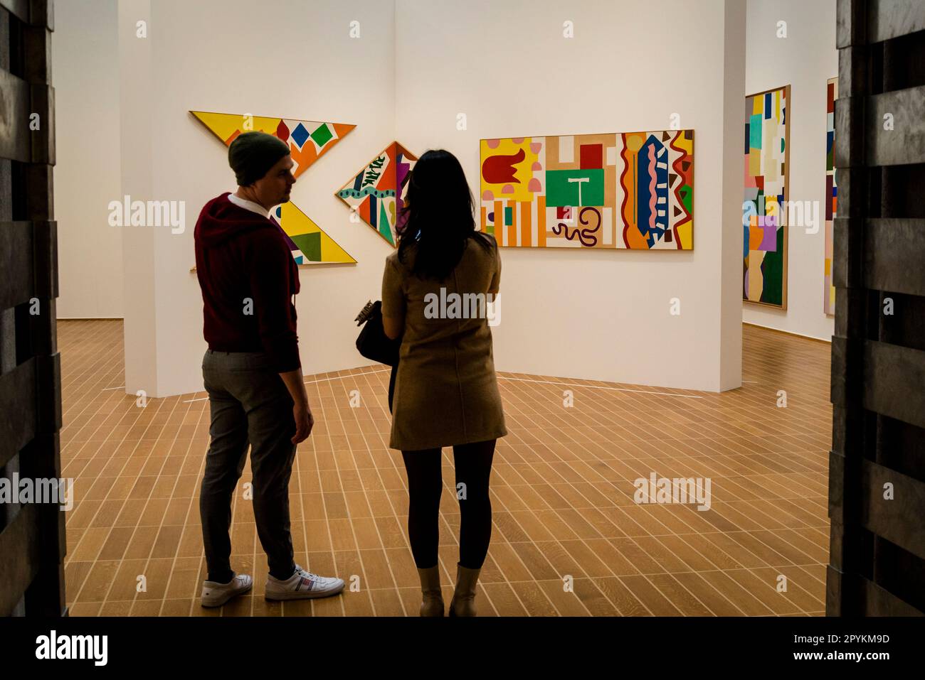 Abstract painting by Shirley Jaffe in exhibition 'Form as Experiment ...