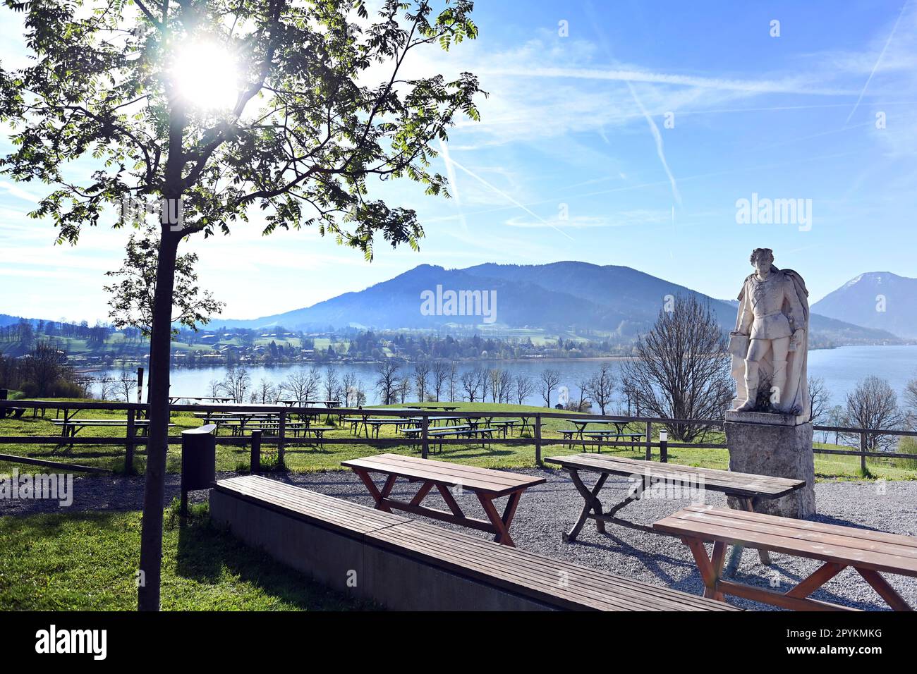 Gmund, Deutschland. 04th May, 2023. View over the Tegensee towards ...