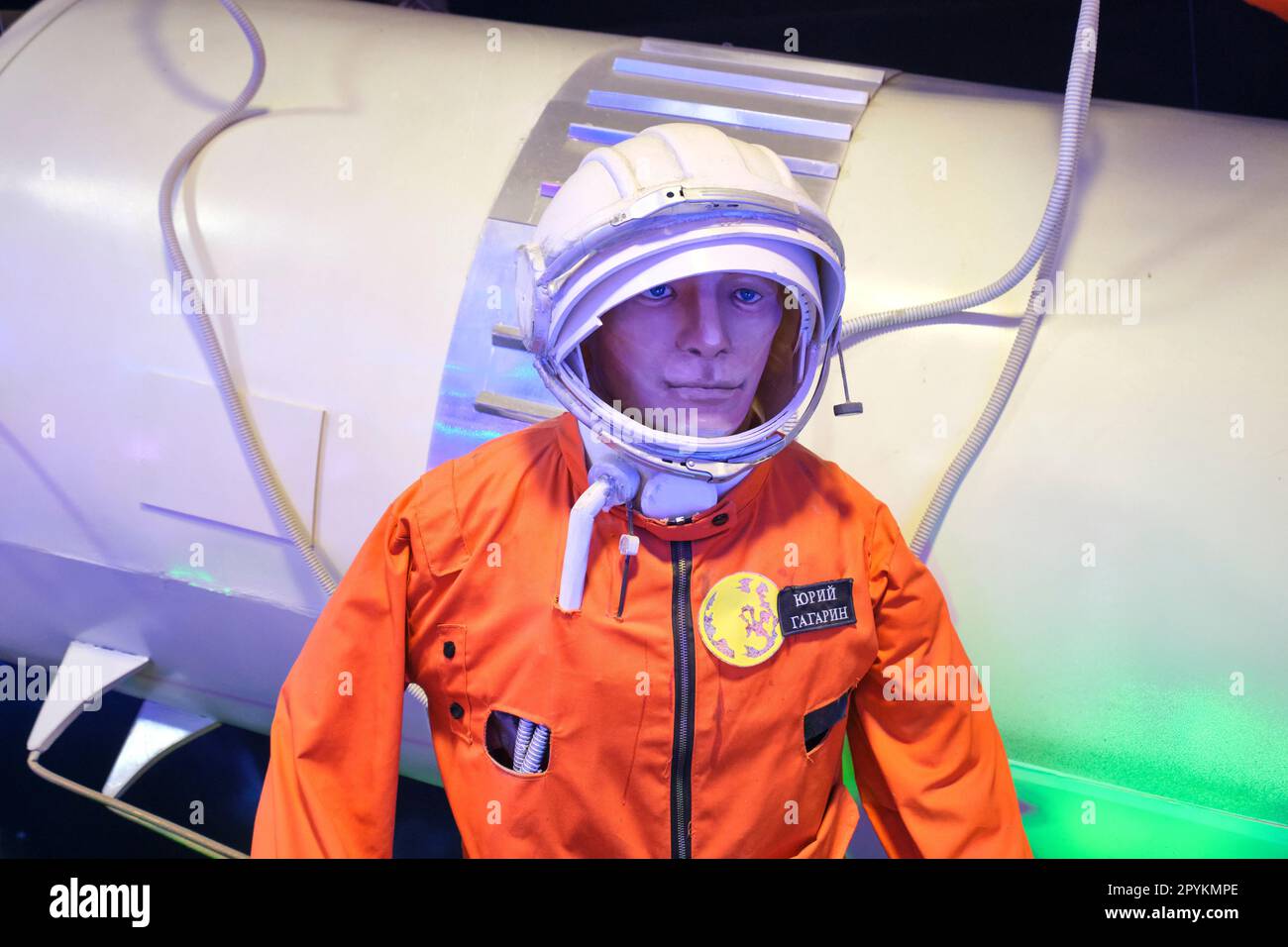 Cccp helmet hi-res stock photography and images - Alamy