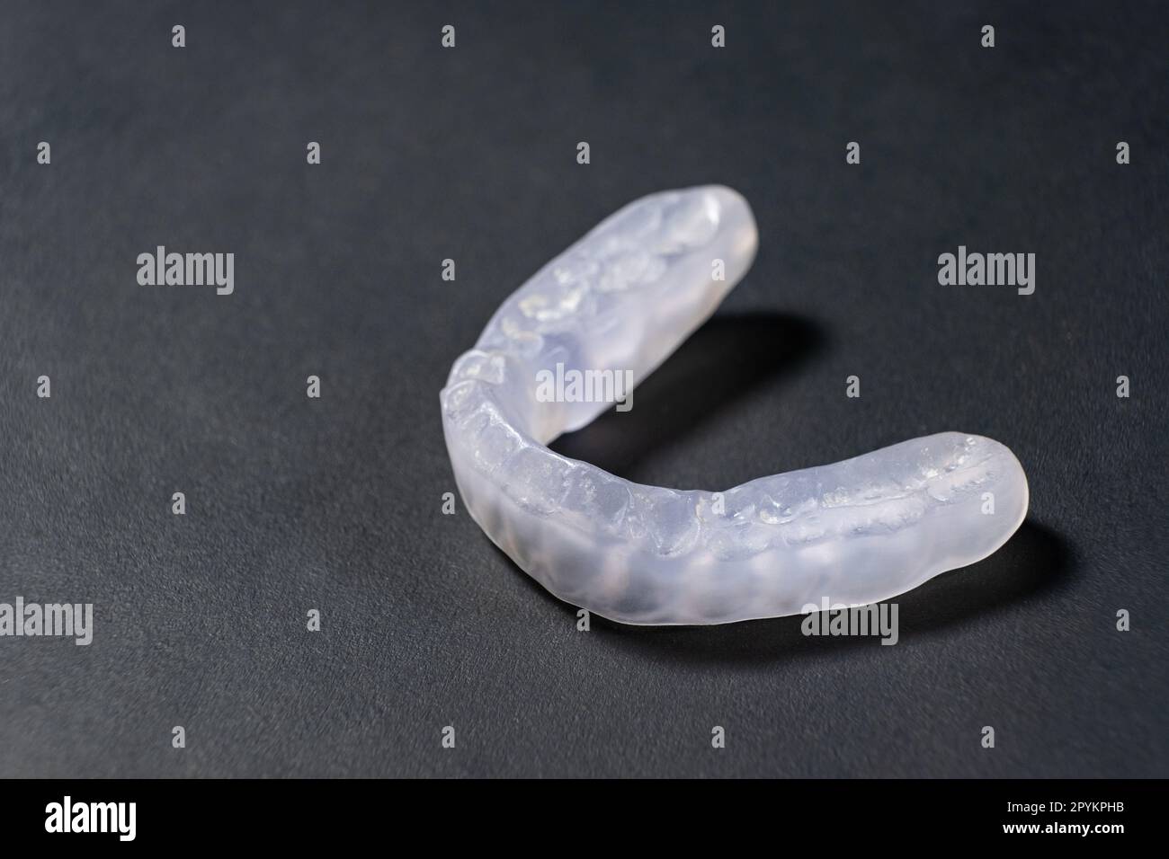 Dental mouthguard, splint for the treatment of dysfunction of the ...