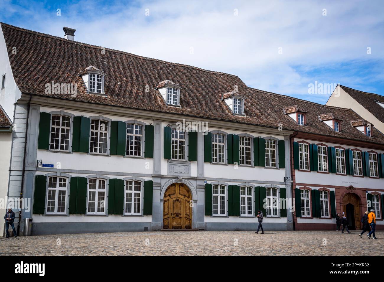 Minster Cathedral Square, Pedestrianised zone of the Old Town with ...
