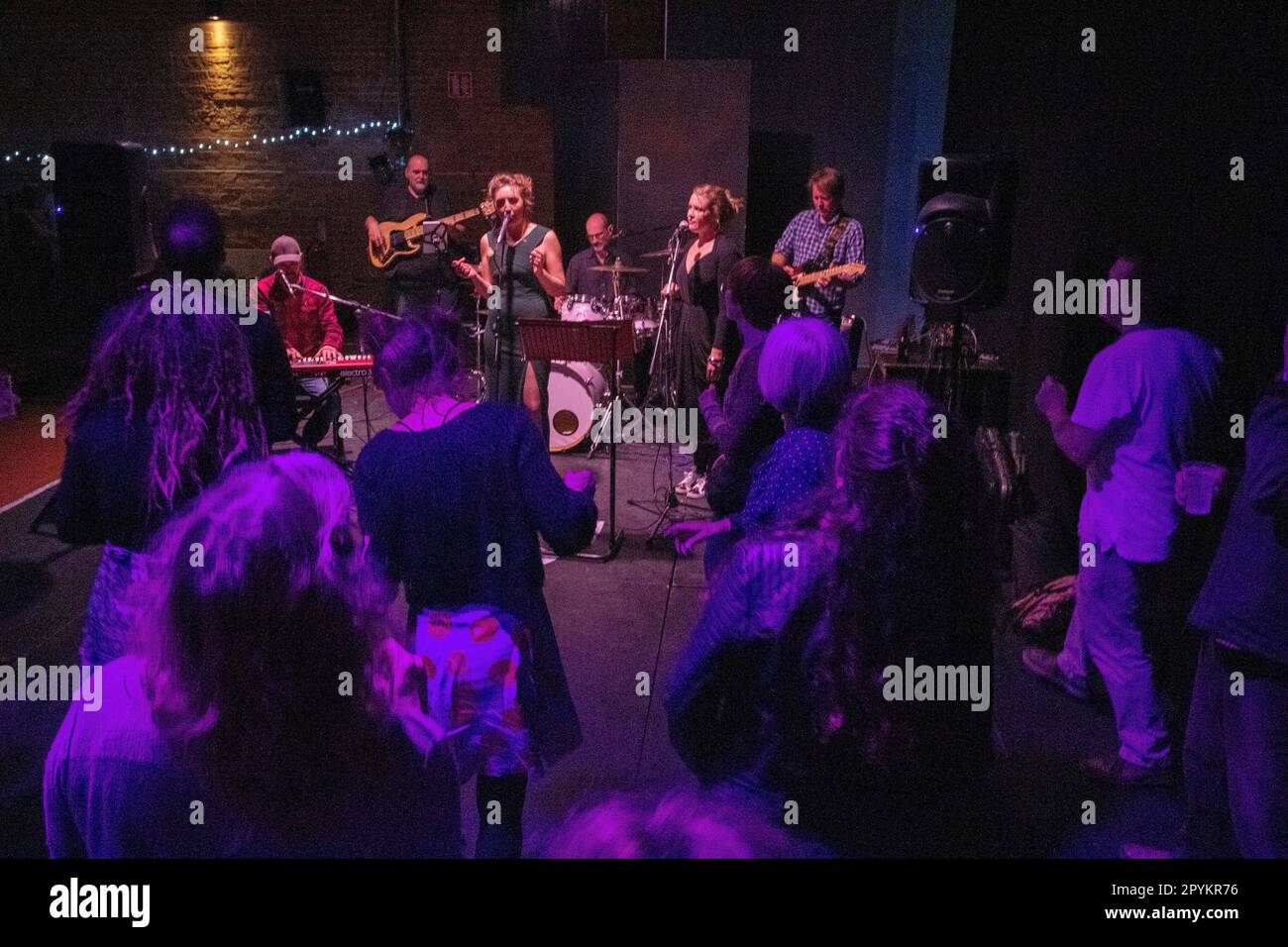 Singers Beth Keys-Holloway and Polly Gibbons depping with Kicks Without ...