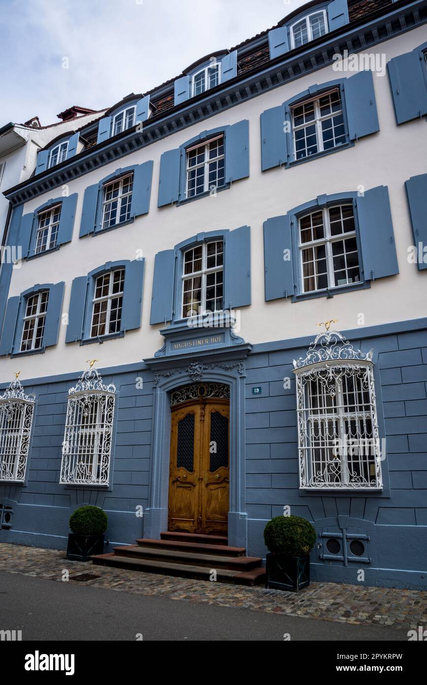 Pedestrianised zone of the Old Town with atmospheric streets and ...
