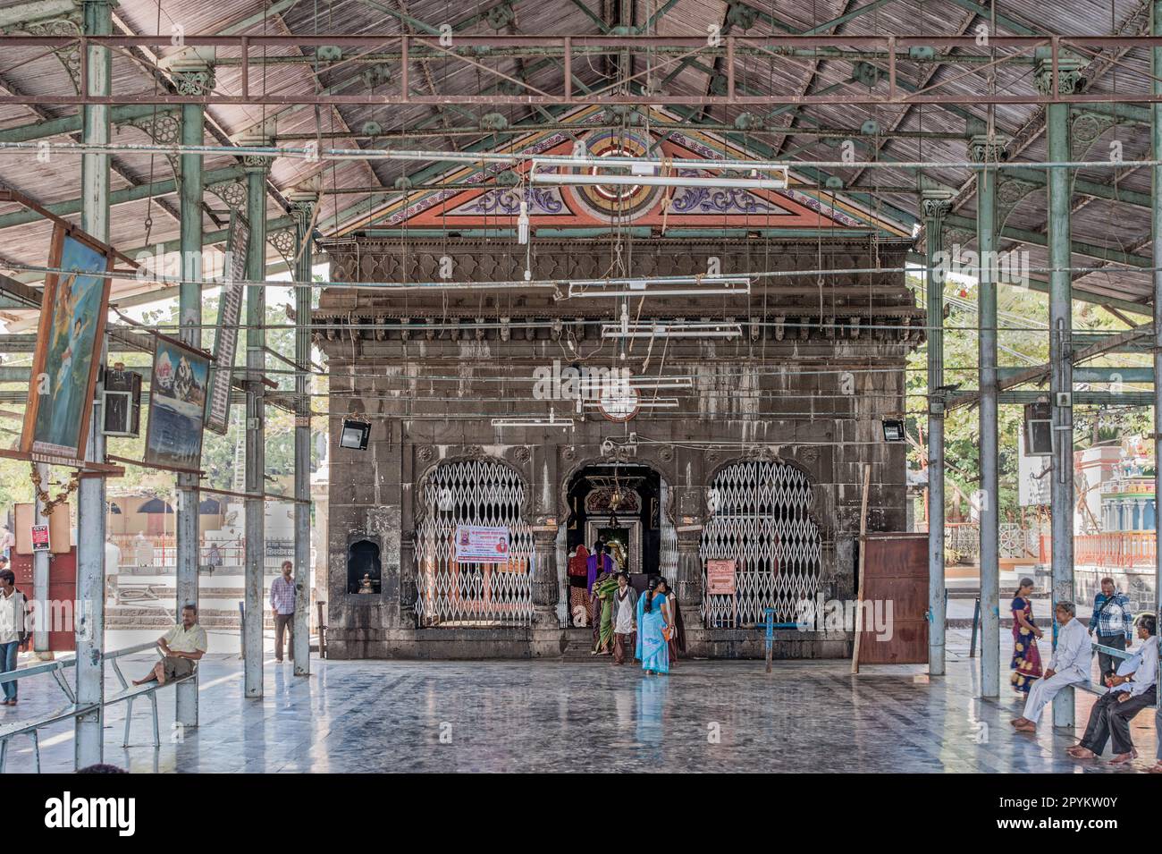 Siddheshwar temple solapur hi-res stock photography and images - Alamy