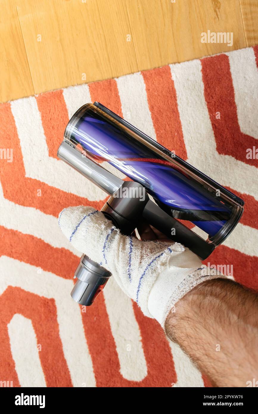 Dyson laser slim fluffy cleaner hi-res stock photography and images - Alamy