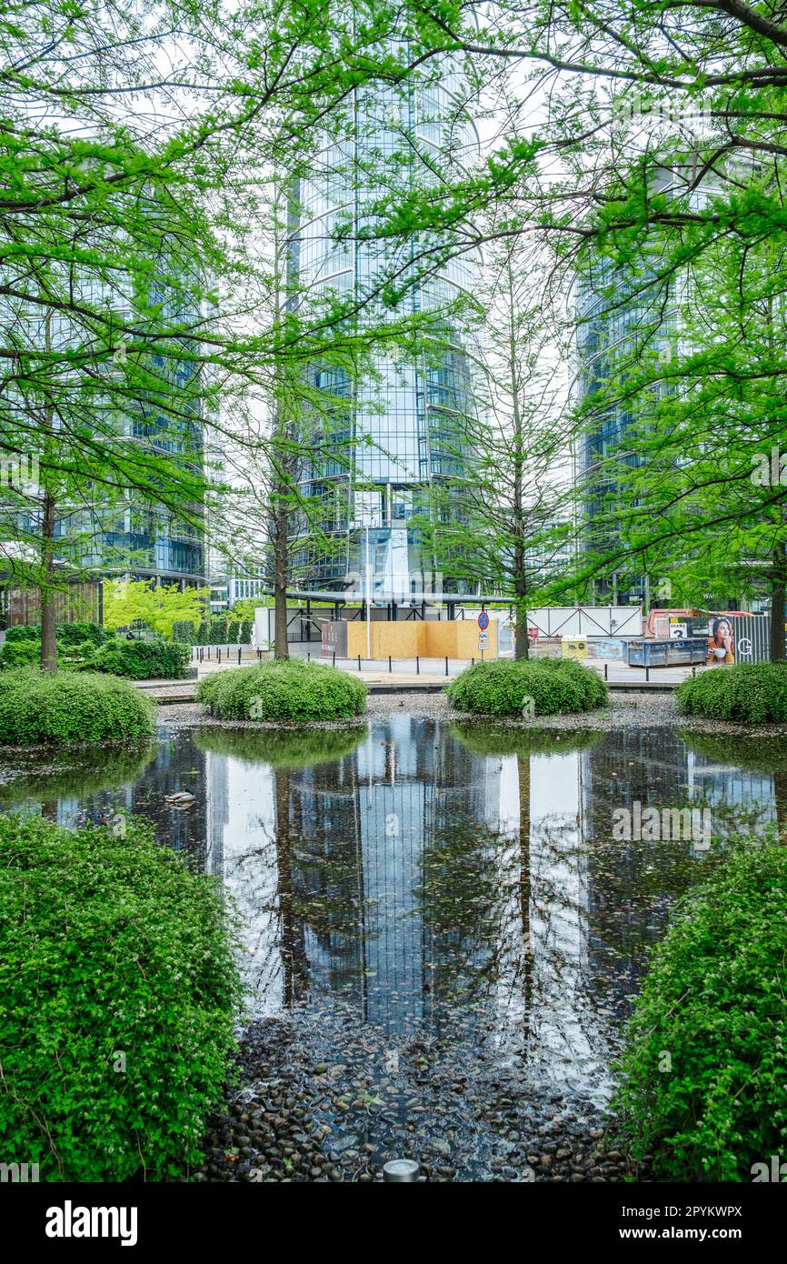 Square jungle hi-res stock photography and images - Alamy