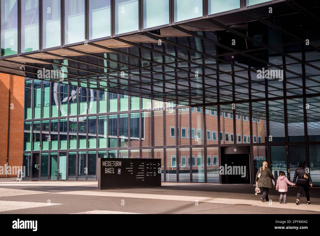 Messe Basel, Basel exhibition and trade centre, Hall 2, designed by ...