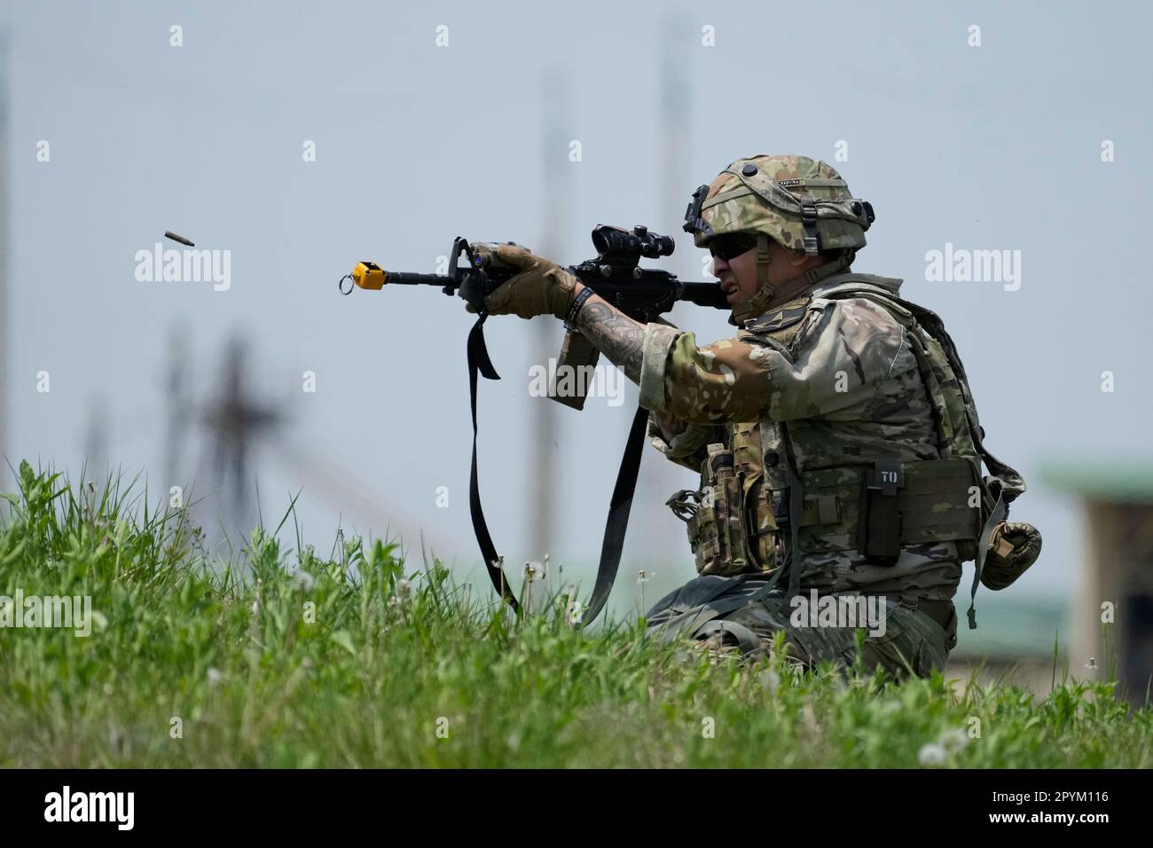 U.S. soldier from the 2nd Infantry Division competes in an air assault ...