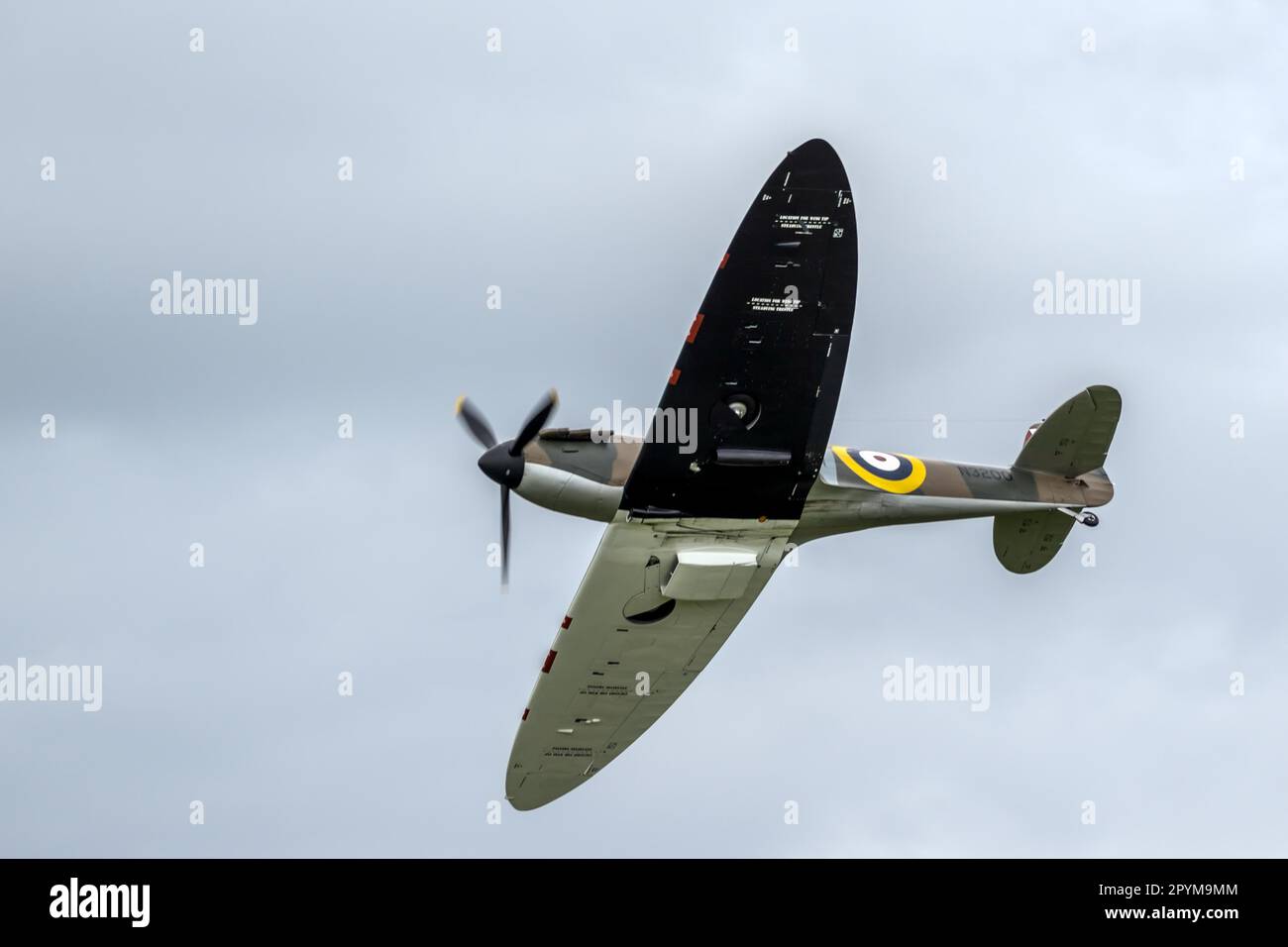 Spitfire Mk.Ia N3200 Stock Photo - Alamy