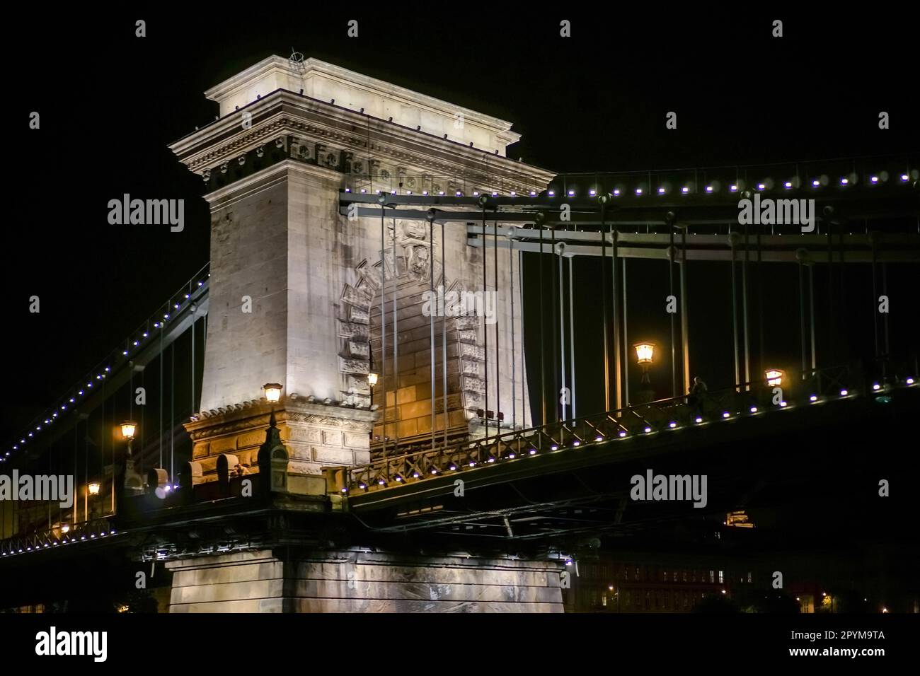 View chain bridge city traffic hi-res stock photography and images - Alamy