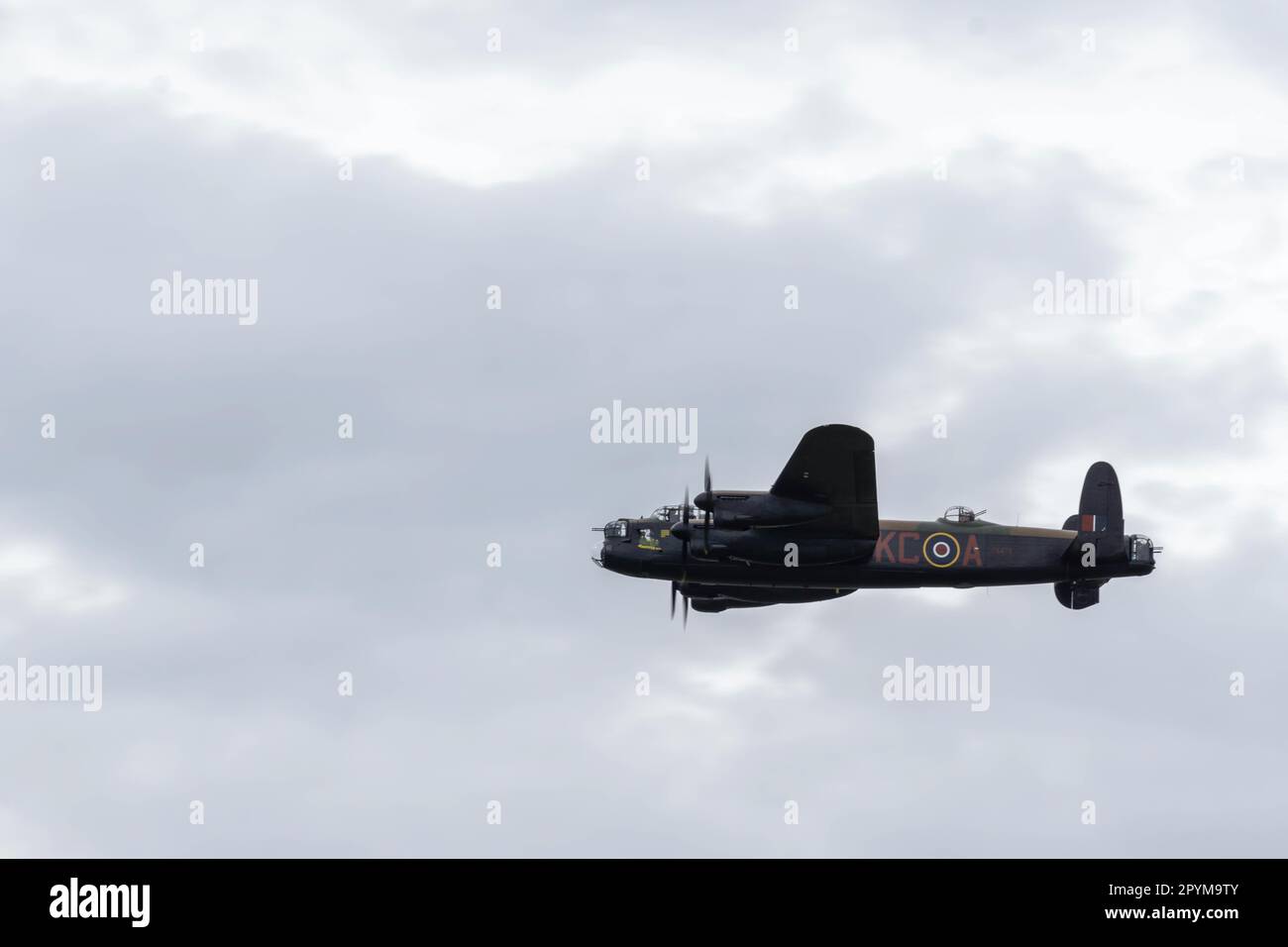 Motor avro lancaster hi-res stock photography and images - Alamy