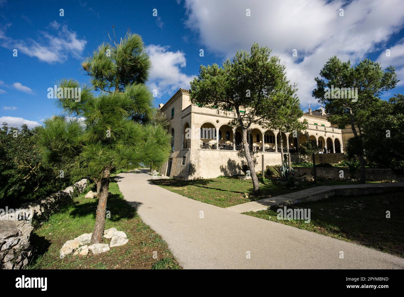 santuario de Cura, en la cima de la montaña de Randa, Algaida, Mallorca ...
