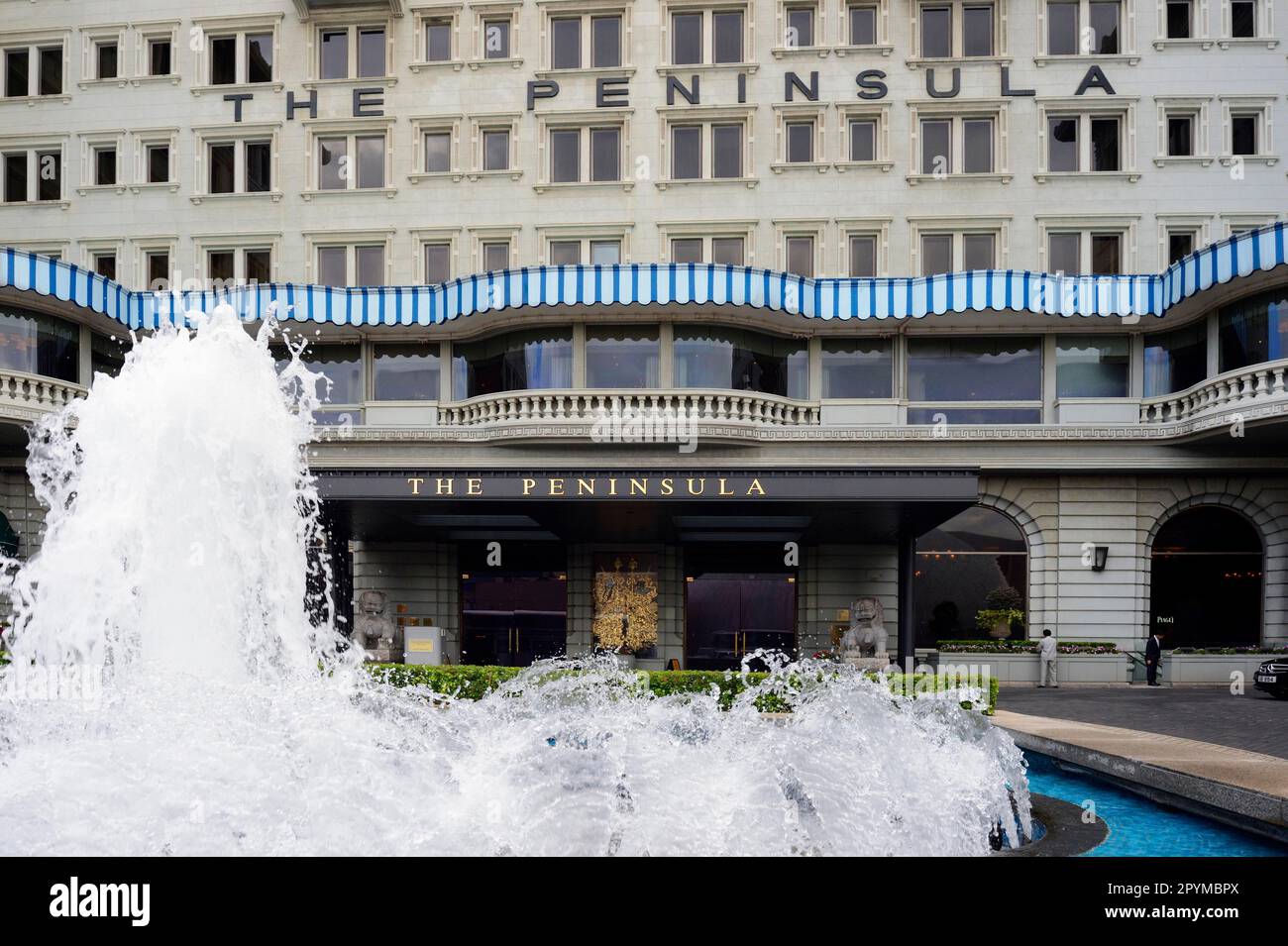 Hotel peninsula kowloon hi-res stock photography and images - Alamy