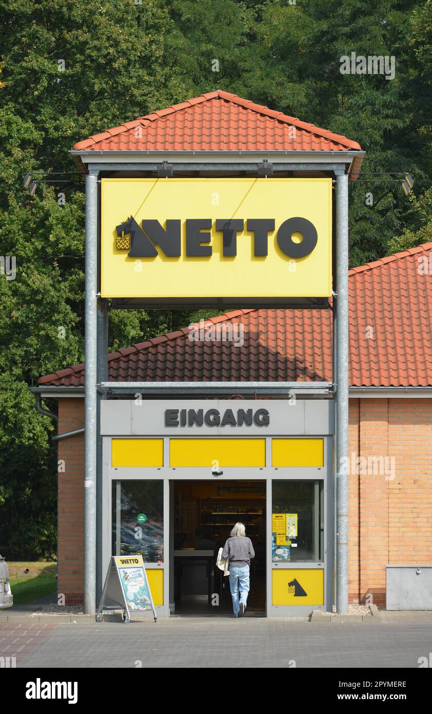 Identity market hi-res stock photography and images - Alamy