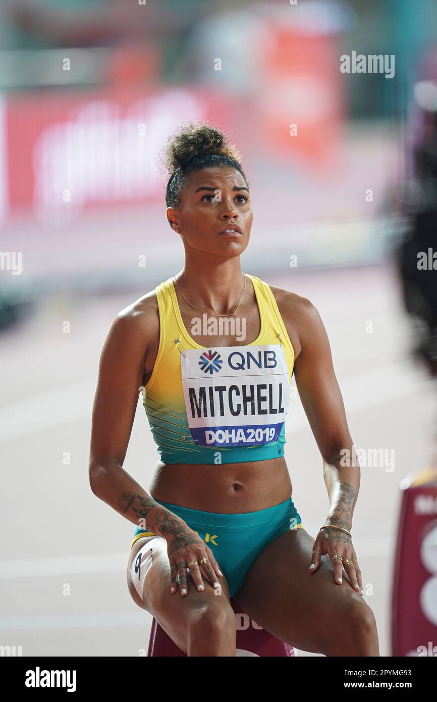 Morgan Mitchell running the 800m at the 2019 World Athletics ...