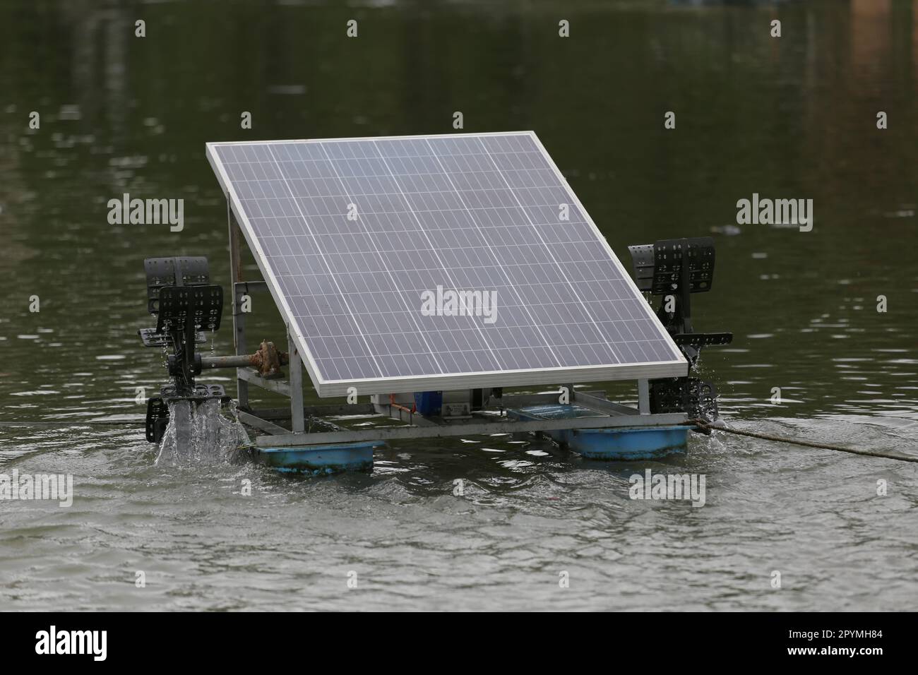 Water turbine powered by solar energy in the pond, Future technologies ...