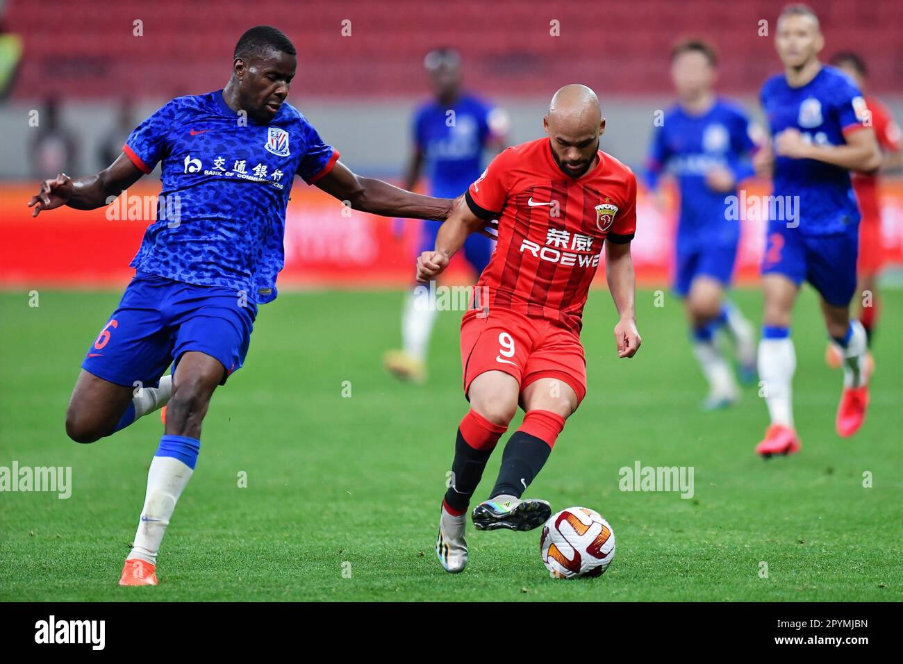 Shanghai Port Football Club 1-1 draw Shanghai Shenhua Football Club at ...
