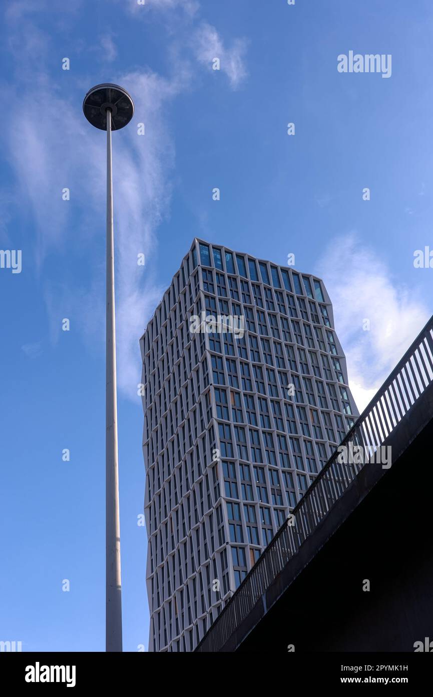 A modern office building standing tall at Bundeskanzlerplatz in Bonn ...