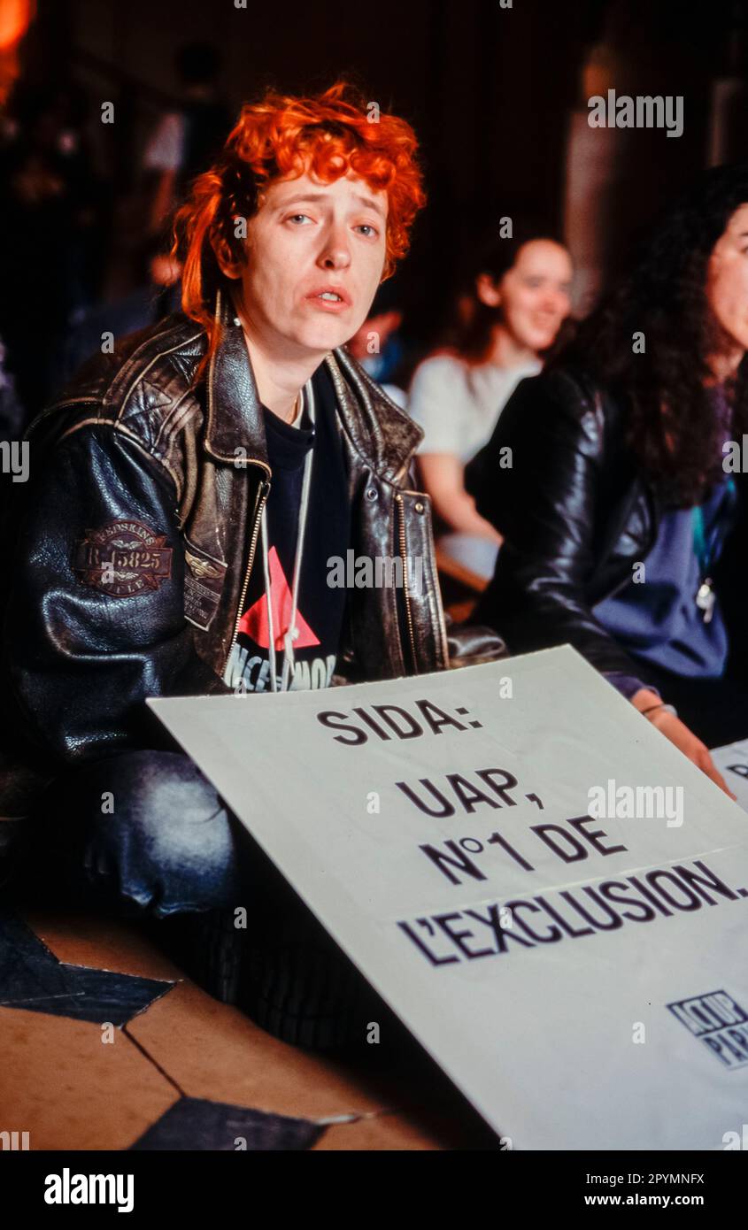 1990s poster women hi-res stock photography and images - Alamy