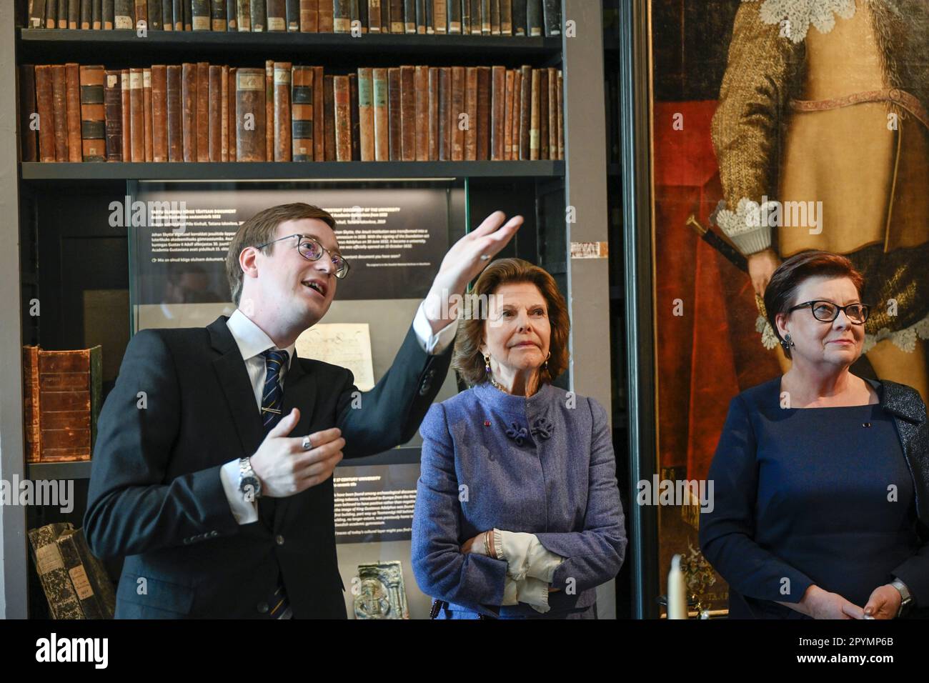 Sweden's Queen Silvia and Mrs Sirje Karis during a tour of the Museum ...