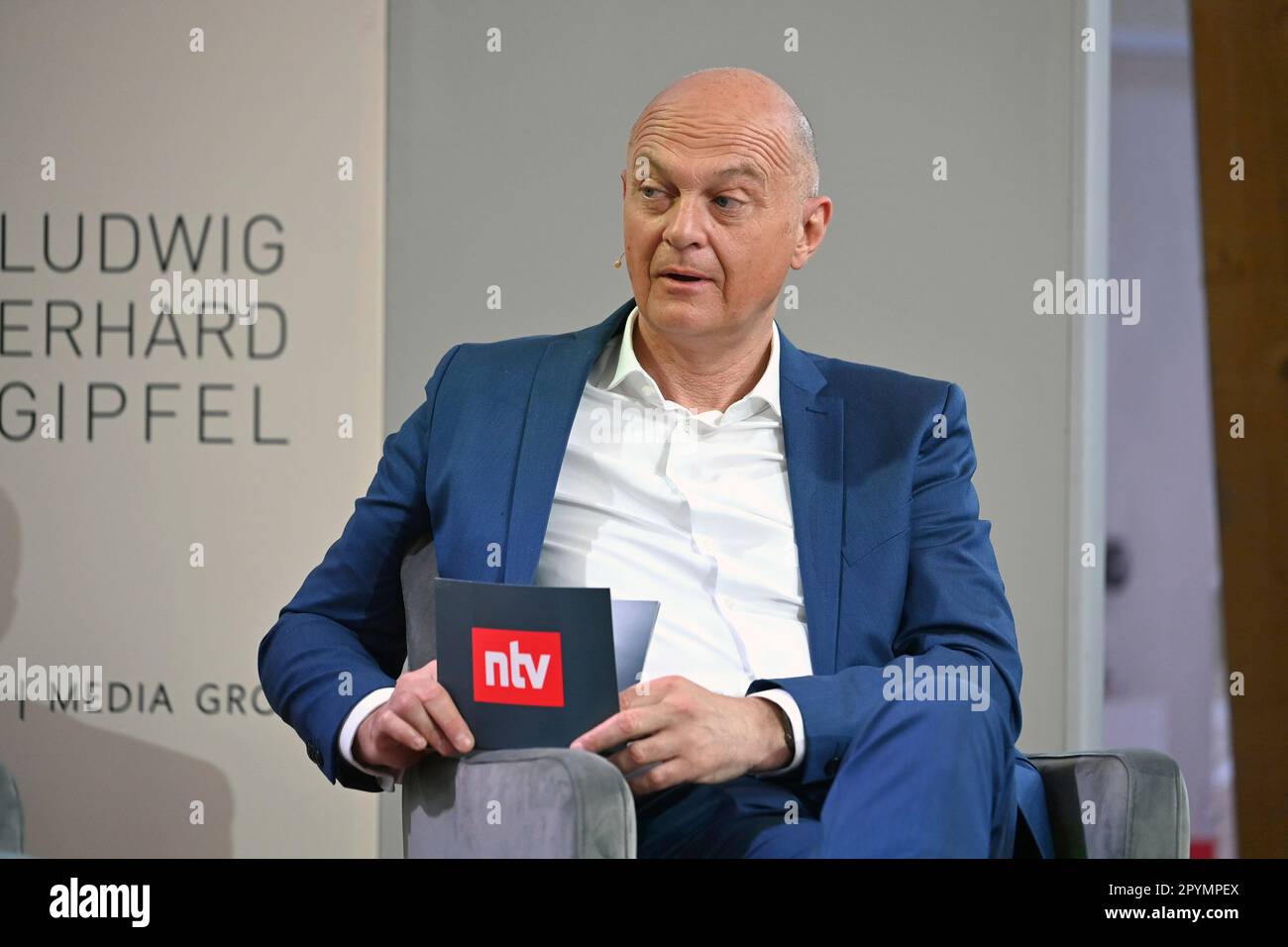 Gmund, Deutschland. 04th May, 2023. Ulrich Reitz, ntv moderator, single ...