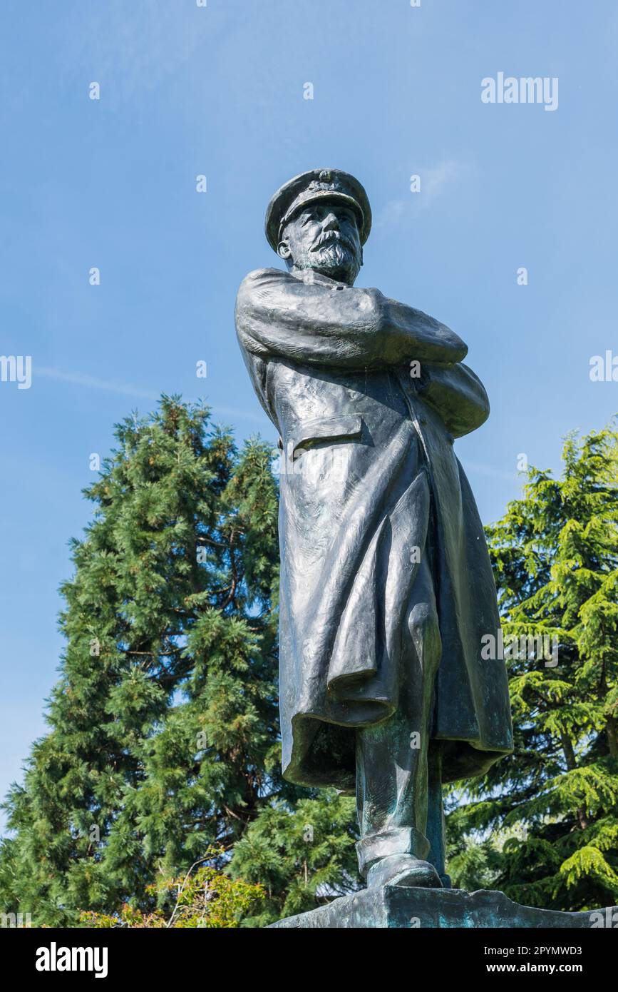 Captain Edward John Smith, captain of the Titanic, statue in Beacon ...
