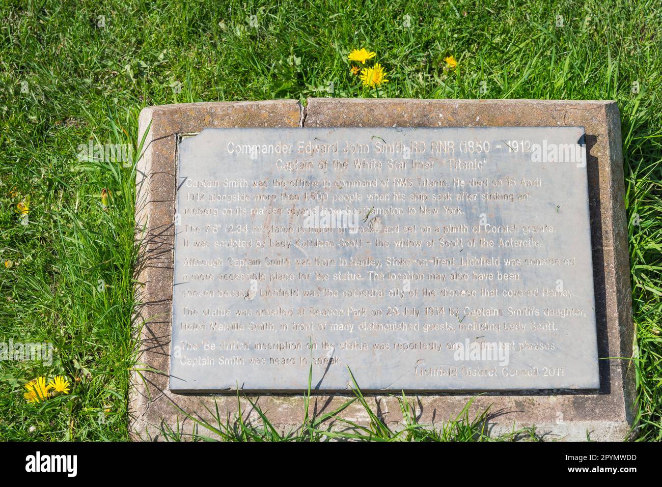 Captain Edward John Smith, captain of the Titanic, statue in Beacon ...