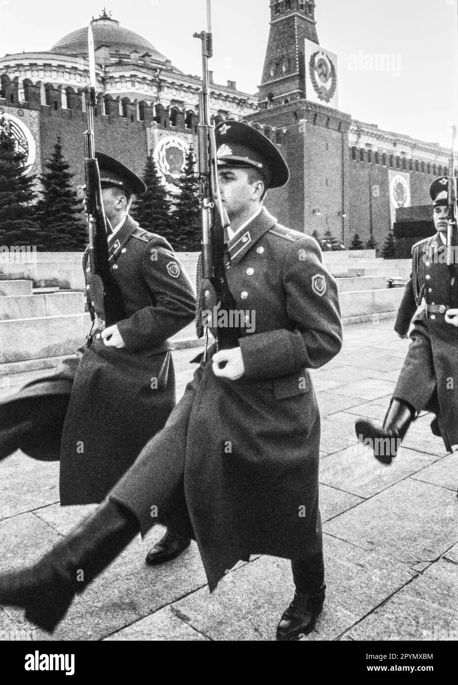 1988: The changing of the honour guard at Lenin’s mausoleum in Moscow’s ...