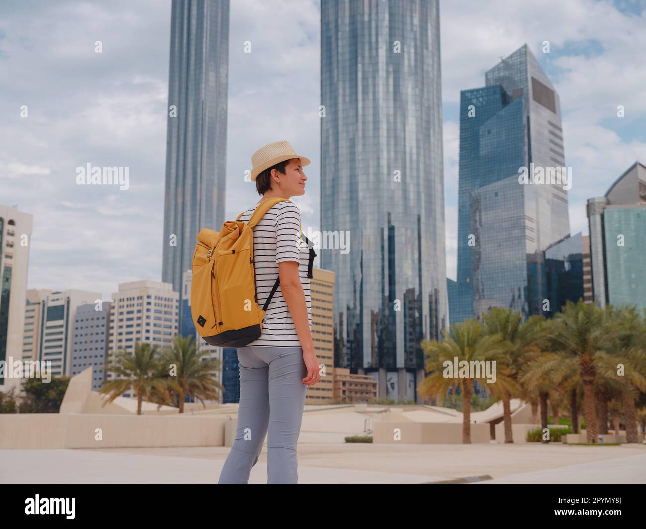 travel to the United Arab Emirates, Happy young asian female traveler ...