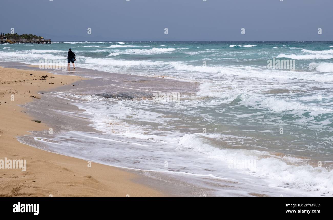 Windy beach walk hi-res stock photography and images - Alamy