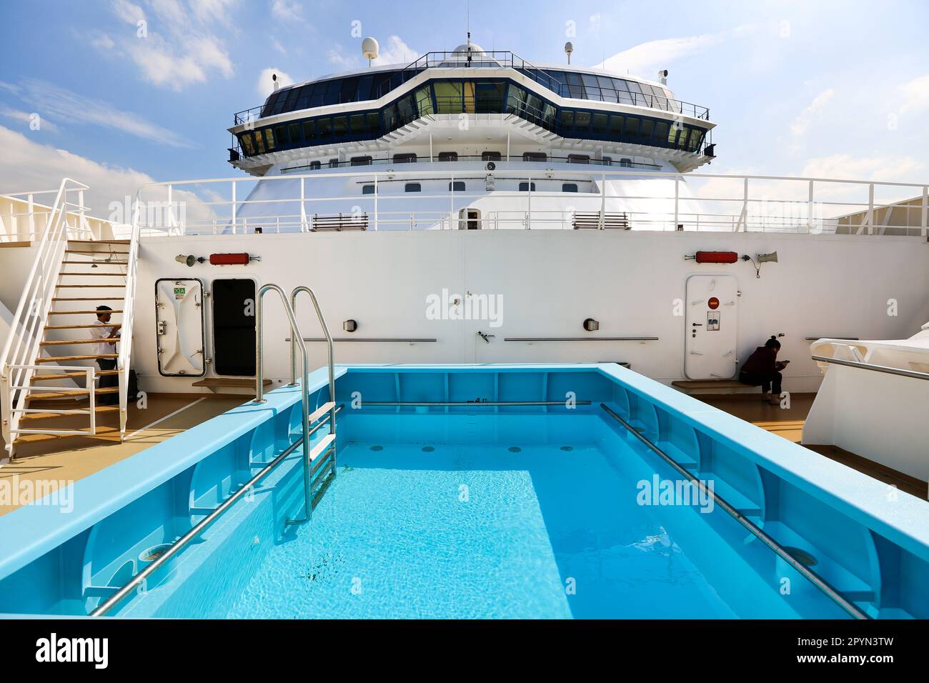 Radar crew hi-res stock photography and images - Alamy