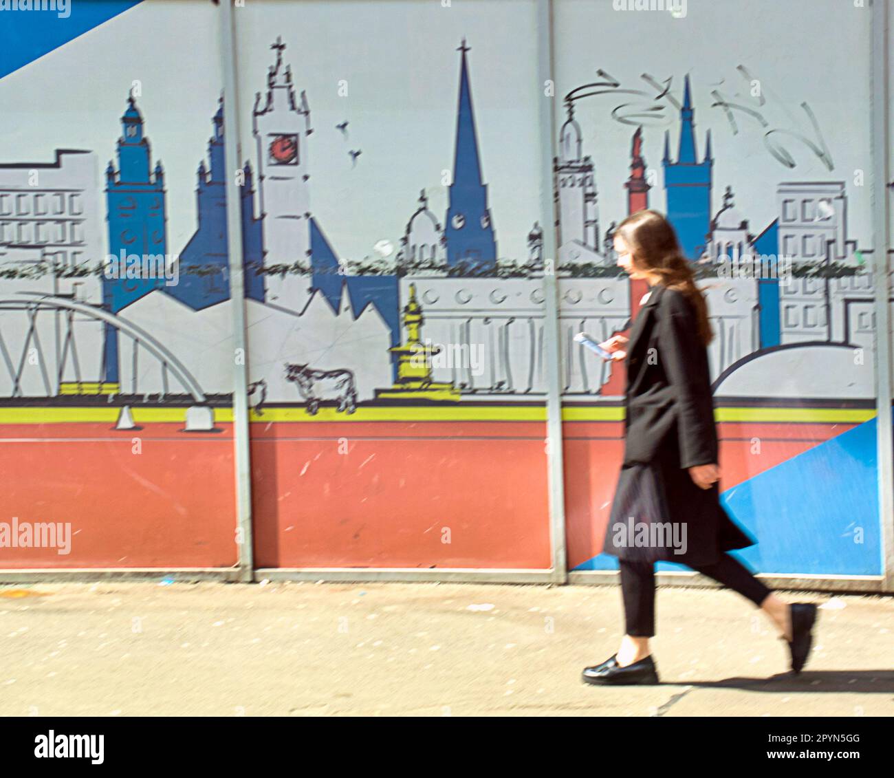 Glasgow, Scotland, UK 4th May, 2023. UK Weather: Sunny warm weather saw ...