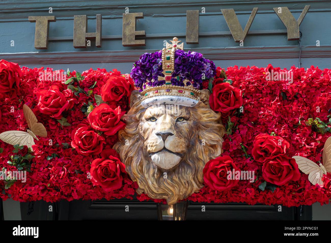 Windsor, Berkshire, UK. 4th May, 2023. The Ivy Restaurant opposite ...
