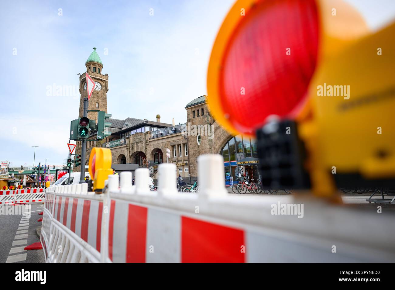 Hamburg, Germany. 04th May, 2023. The area in front of the landing ...