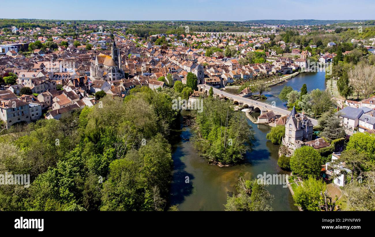 Aerial view of the medieval town of Moret-sur-Loing in Seine et Marne ...