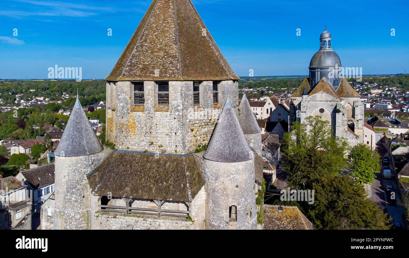 Aerial view of the Tour César ("Caesar tower") in Provins, a medieval ...
