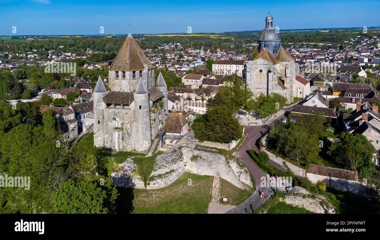 Aerial view of the Tour César ("Caesar tower") in Provins, a medieval ...