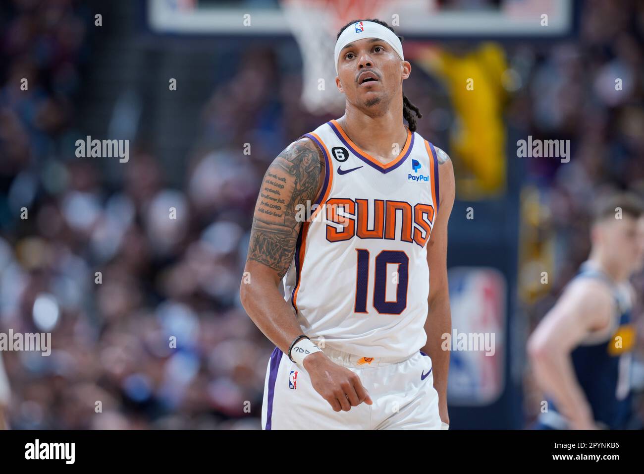 Phoenix Suns guard Damion Lee (10) in the second half of Game 2 of an ...