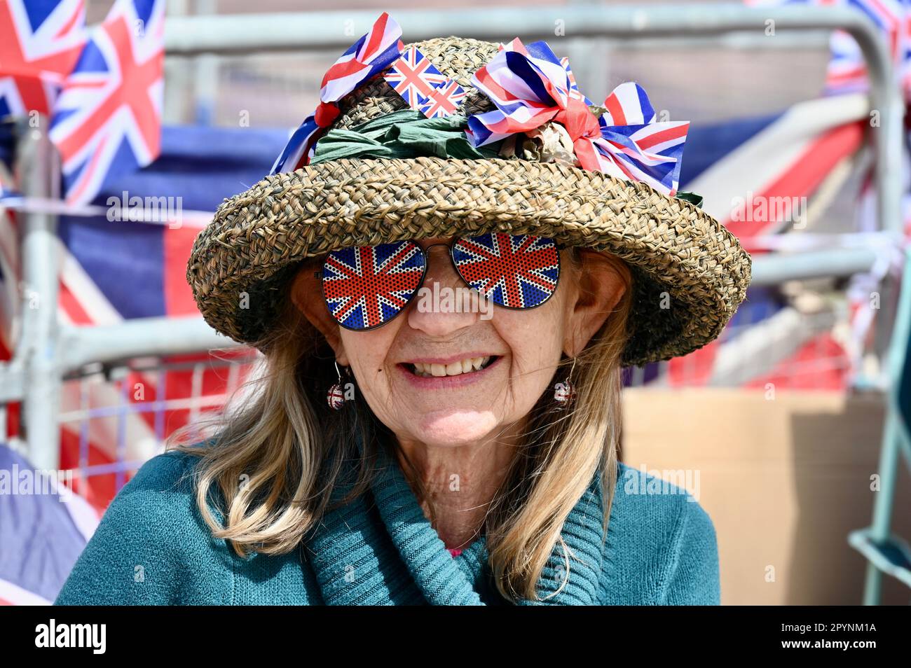 London, UK. Sally Scott. Royal Superfans gather on the Mall as preparations continue for the ...