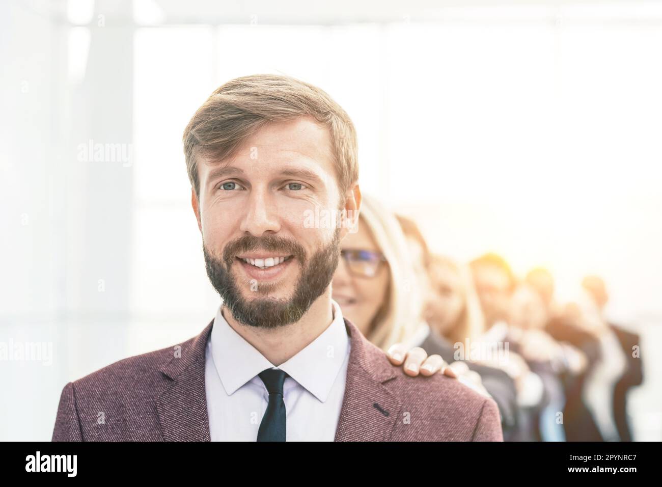 Big smiling business team hi-res stock photography and images - Alamy